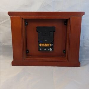 Bulova | Wall Decor | Vintage Bulova Wood Radio Controlled Battery ...